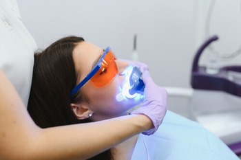 White Calcium Spots on Teeth: Causes and Solutions
